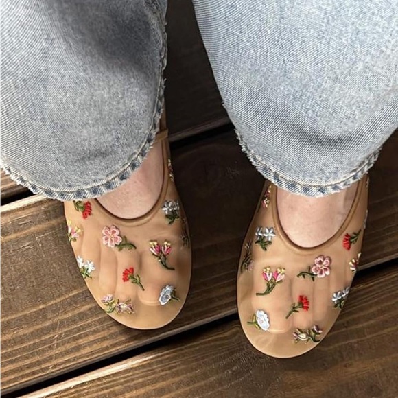 Jeffrey Campbell | Shoes | Jeffrey Campbell Tan Flats With Rounded Toe ...